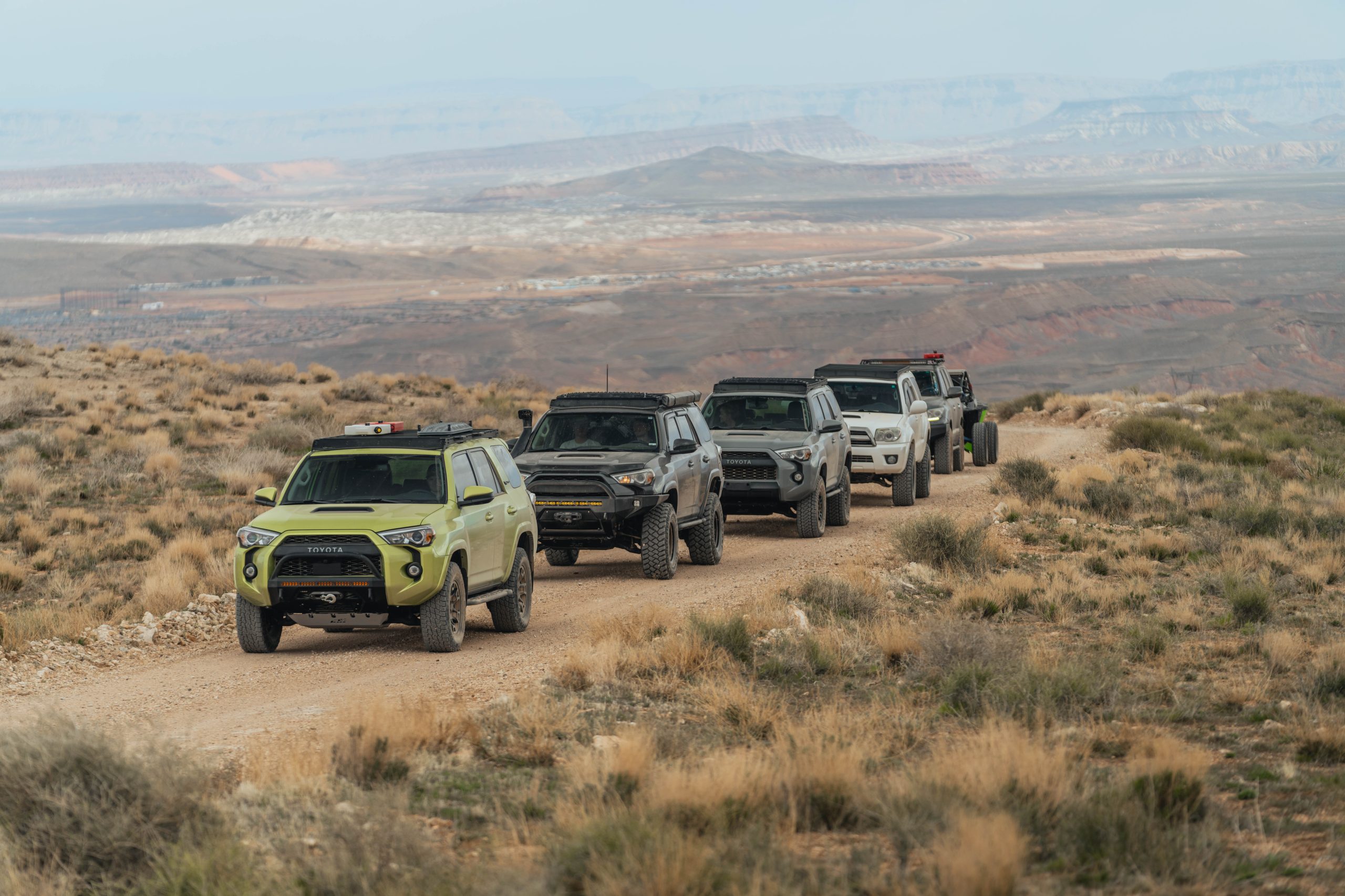 Choosing The Right 4Runner Roof Rack | Prinsu Roof Racks