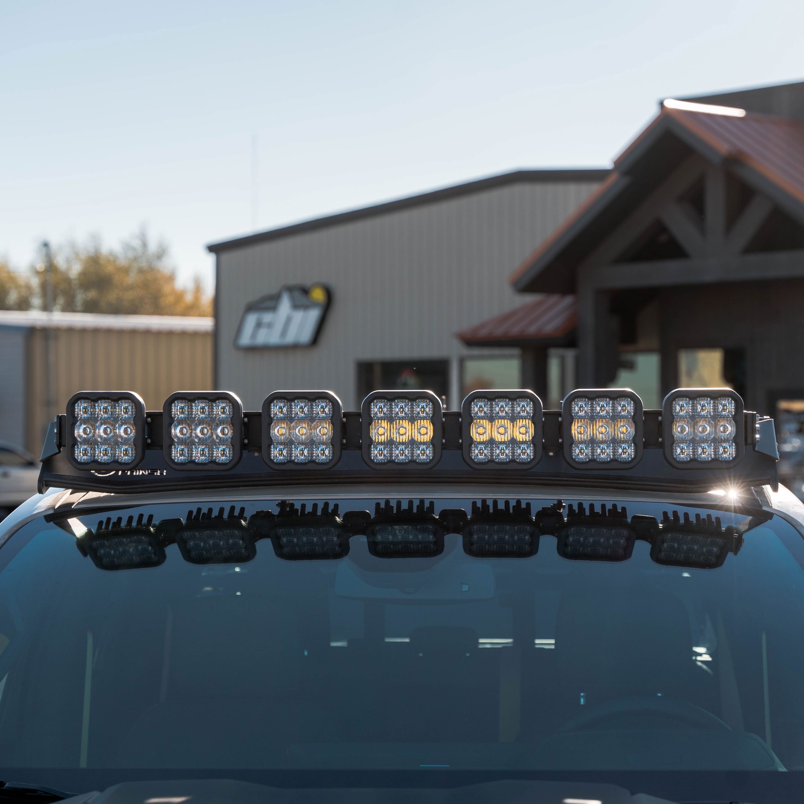 Prinsu Front-Facing Light Bar Brackets | Diode Light Pods - Prinsu Roof ...