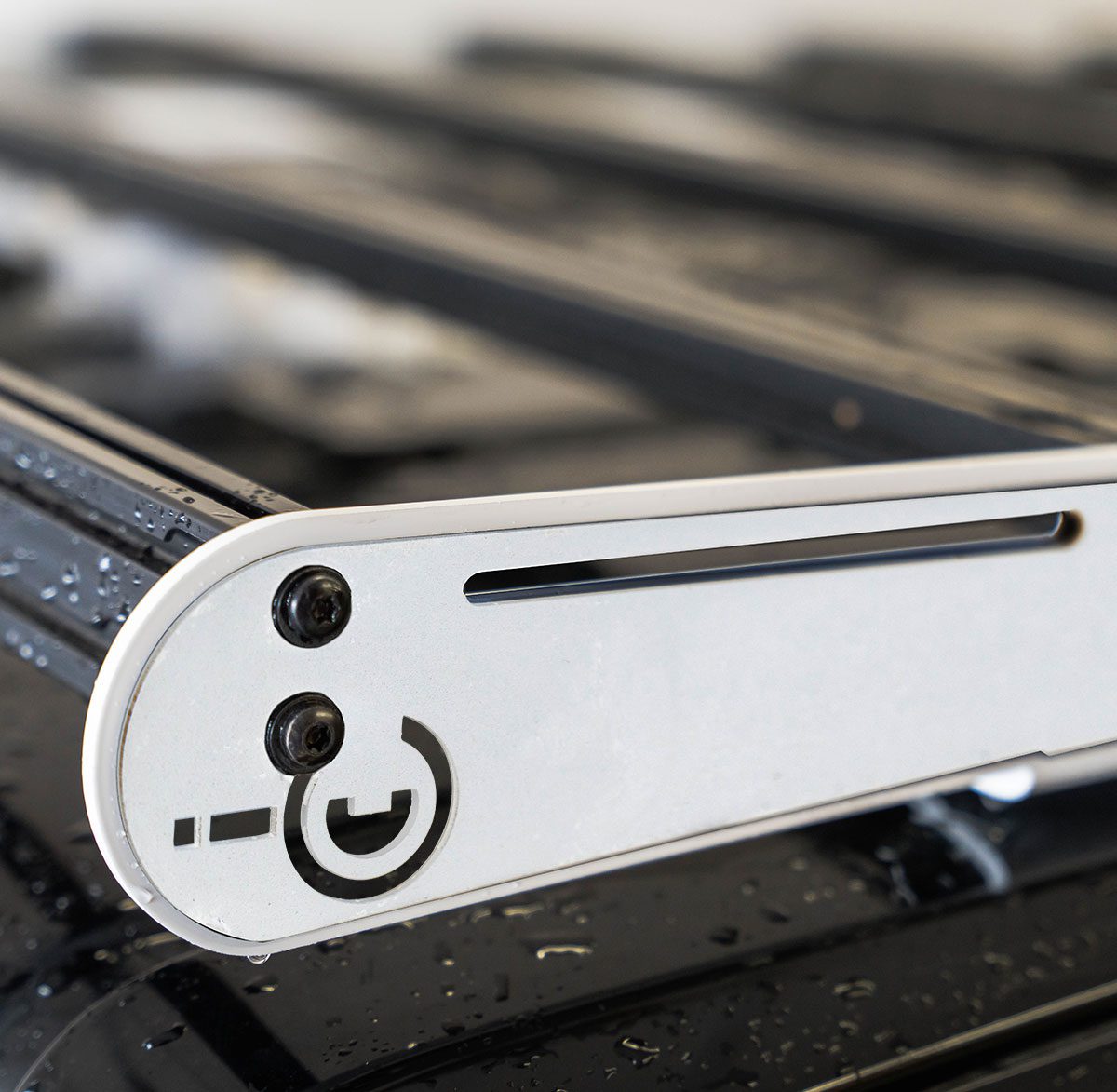 Prinsu Rack Shield Plate for Added Protection | Prinsu